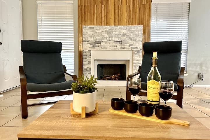 Modern Condo Near Las Vegas Strip & Airport - Las Vegas