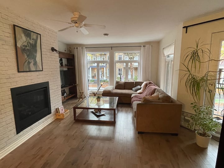 Superbe Appart Plateau Montroyal / 3 Chambres - Montreal