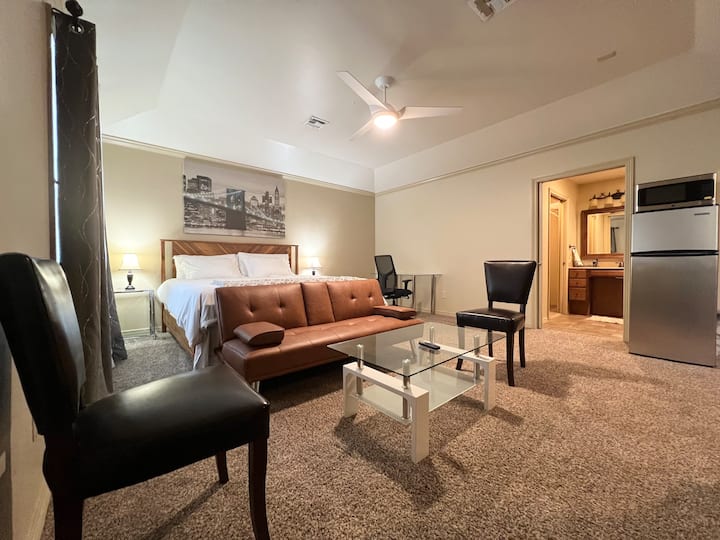 Duplex - 15% Monthly Discount (Pool Access) - Broken Arrow, OK