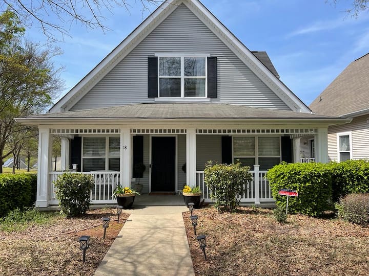 Beautiful Home Close To Dowtown Greenville - Greenville, SC