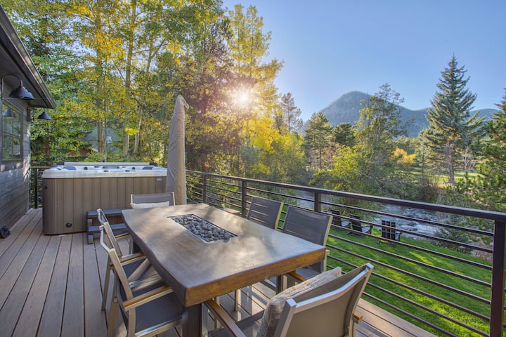 Dreamy Home On River, Mtn Views, Steps From Town - Silverthorne, CO