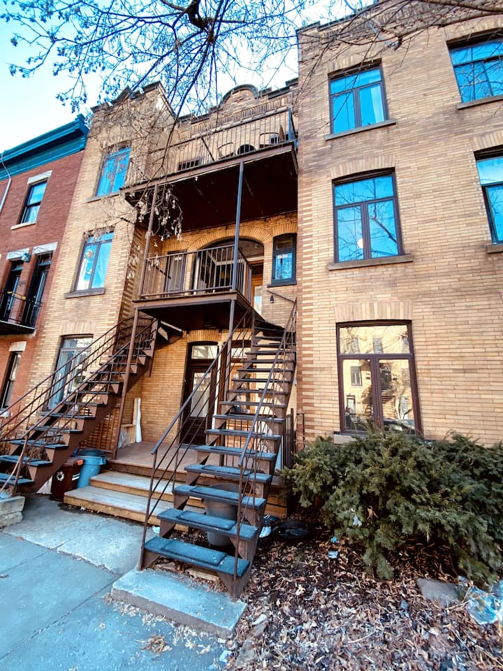 Condo 4 1/2 Mile End Réduction Mensuelle - Montreal