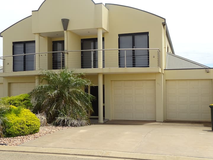 Gilmore Getaway - Wallaroo