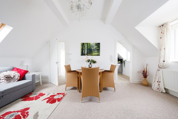 Lovely Selsey Apartment With Sea Views / Sleeps 4 - Selsey