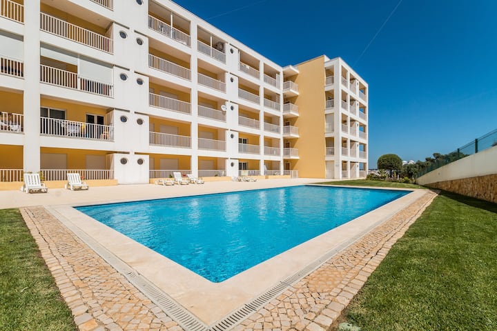 Tobbe´s Place. Pool, Parking, Wifi, Ac, Beach 690m - Portimão