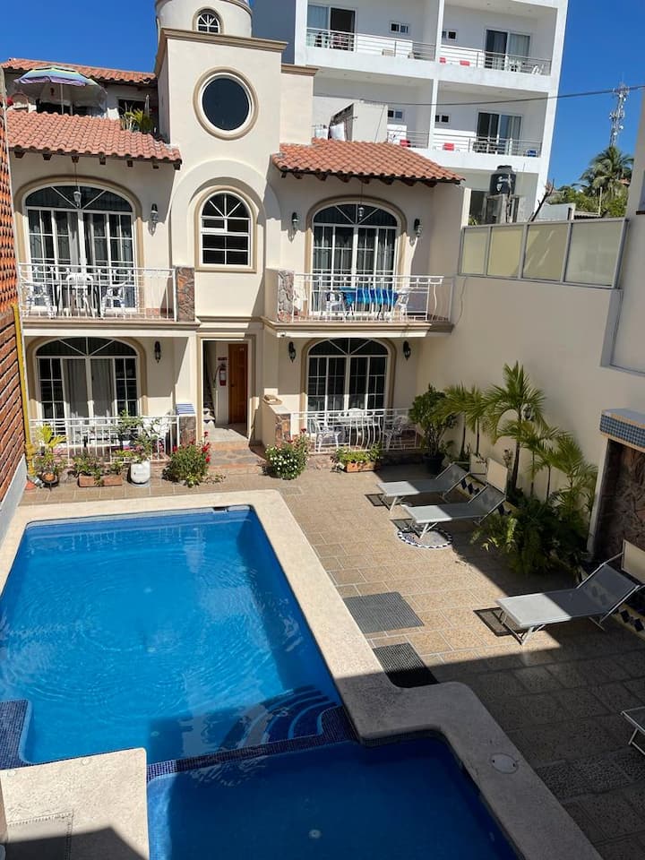 Casa Allec. Flor. Lindo Alojamiento - Bucerías