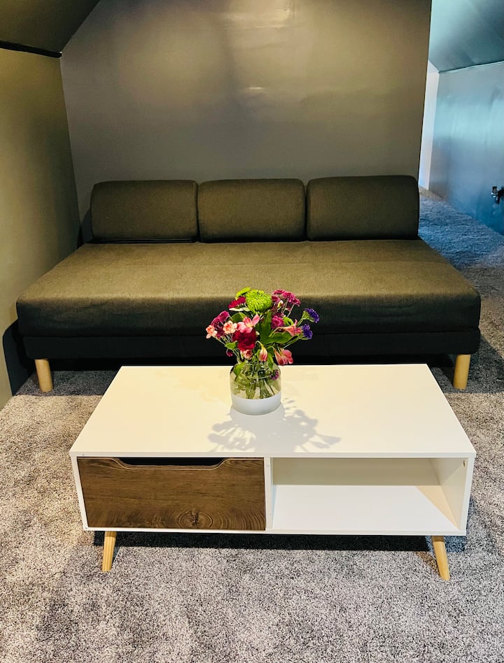 Cozy Detroit Hideaway With Gated Parking - Detroit, MI