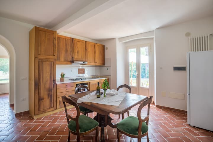 Agriturismo Sant'elmira - Apt. Amicizia W. Jacuzzi - Cecina