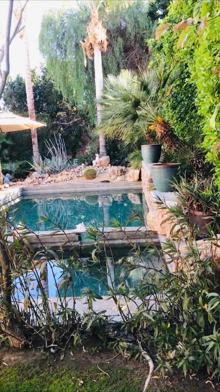New! Trendy Palm Desert Suite With Pool Access - Palm Desert, CA