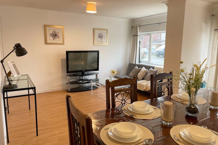 Glasgow City Guest Apartment - Free Parking! - Glasgow