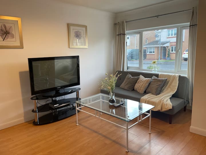Free Parking - Glasgow City Guest Home - Glasgow
