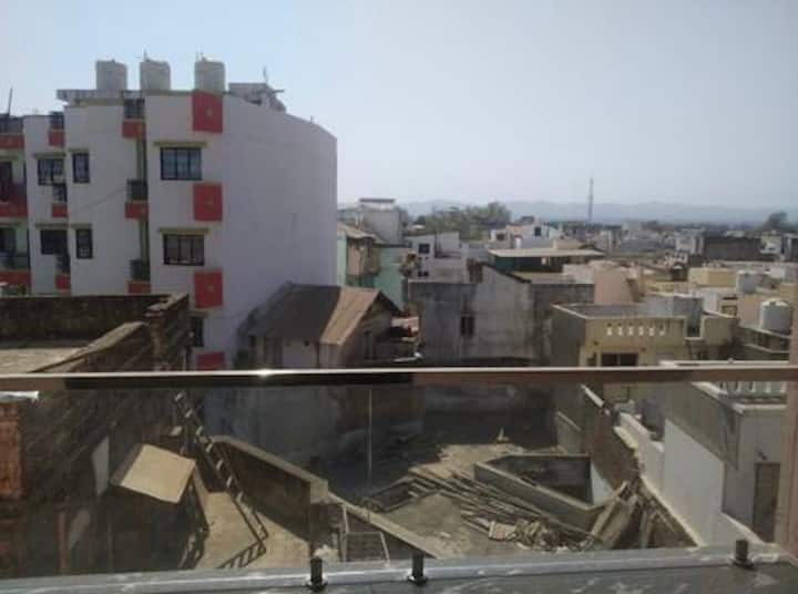 Delightful 1-bedroom @ Shreekrishna Miracle Haveli - Rajpipla