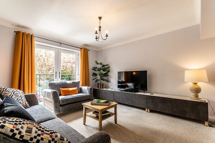 Stylish Townhouse By The Quay With Parking - Exeter