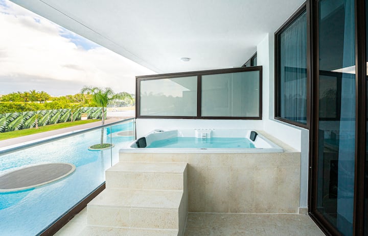 Beautiful Beach Apt Private Jacuzzi+wi-fi+golf - Punta Cana