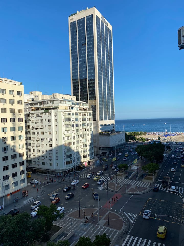 Flat Em Copacabana, 1 Quarteirão Da Praia! - Río de Janeiro