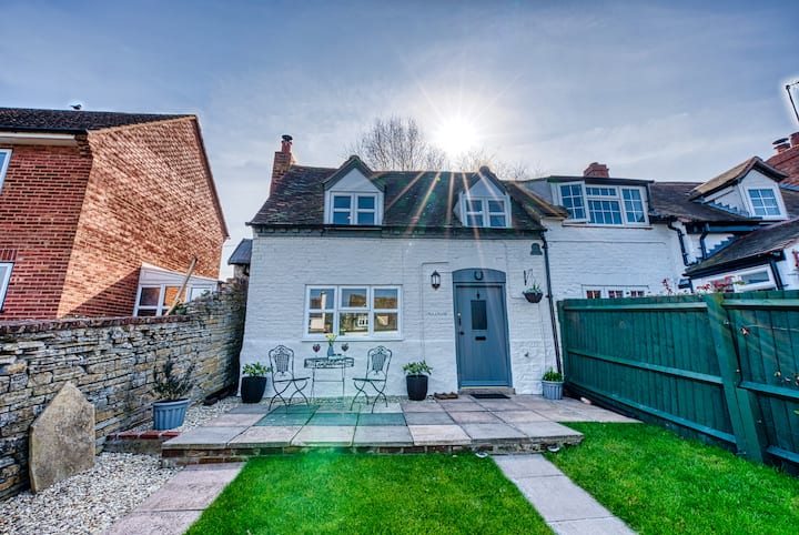 Renovated Character Cottage Near The Cotswolds - Evesham