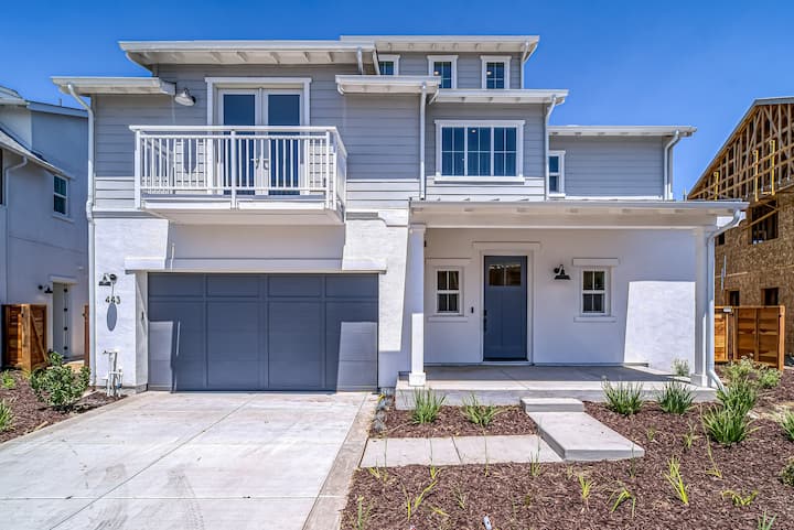 New! Water Front 4bed House In Bethel Island - Discovery Bay, CA