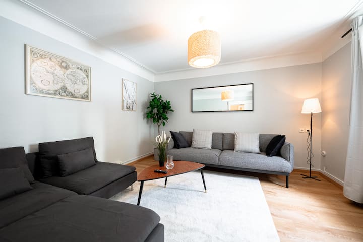 Stylish Authentic 2 Br House With Private Garage - Lussemburgo (città)