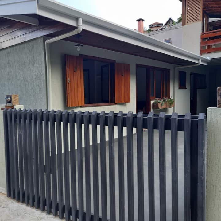 Casa Agradável 3/ Hospedagem Em Campos Do Jordão! - Santo Antônio do Pinhal