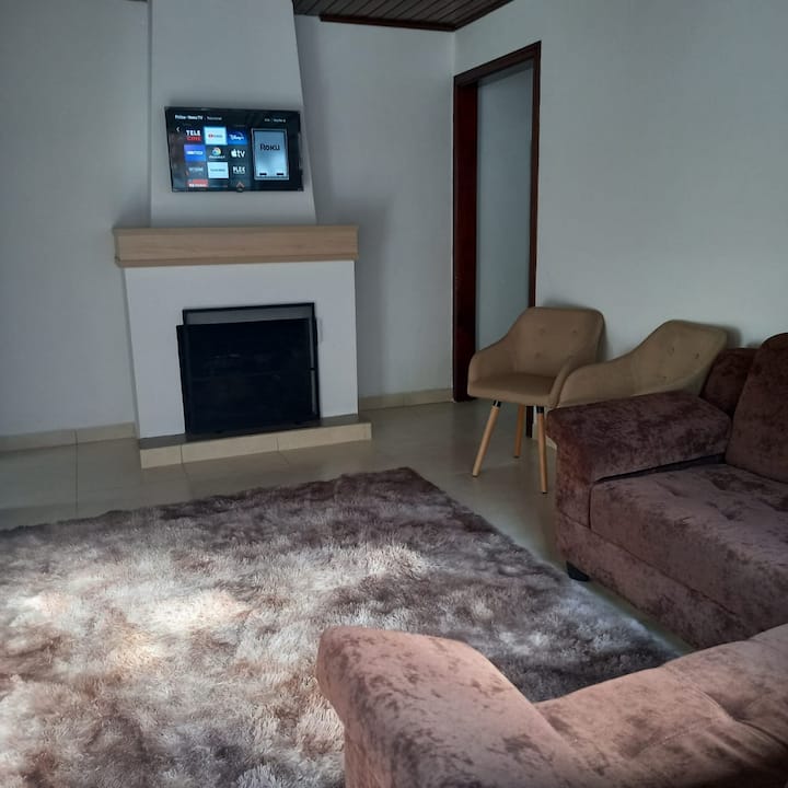 Casa Agradável 3/ Hospedagem Em Campos Do Jordão! - Santo Antônio do Pinhal
