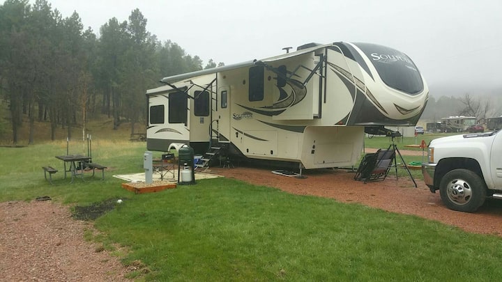 Luxury Glamping In Custer Sd - Custer, SD