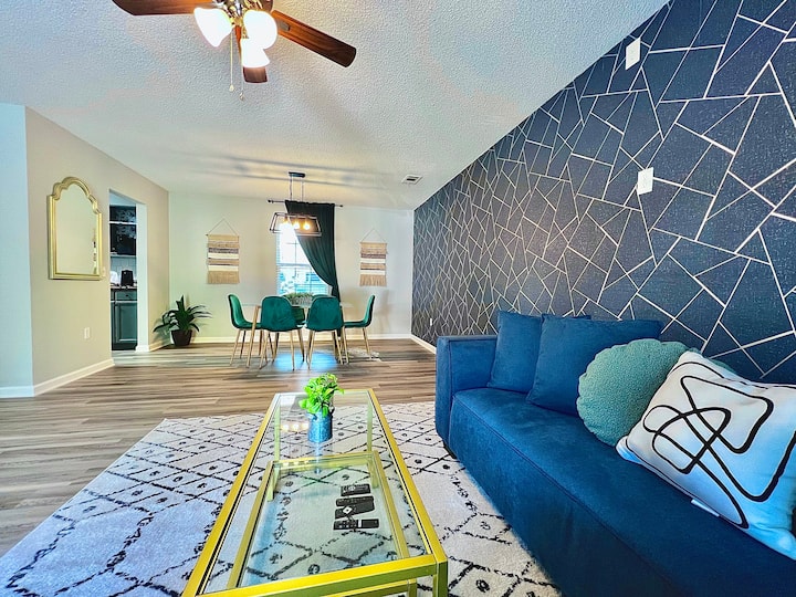 Chic 3br Home W/ King Beds | 15 Mins To Downtown! - Savannah, GA