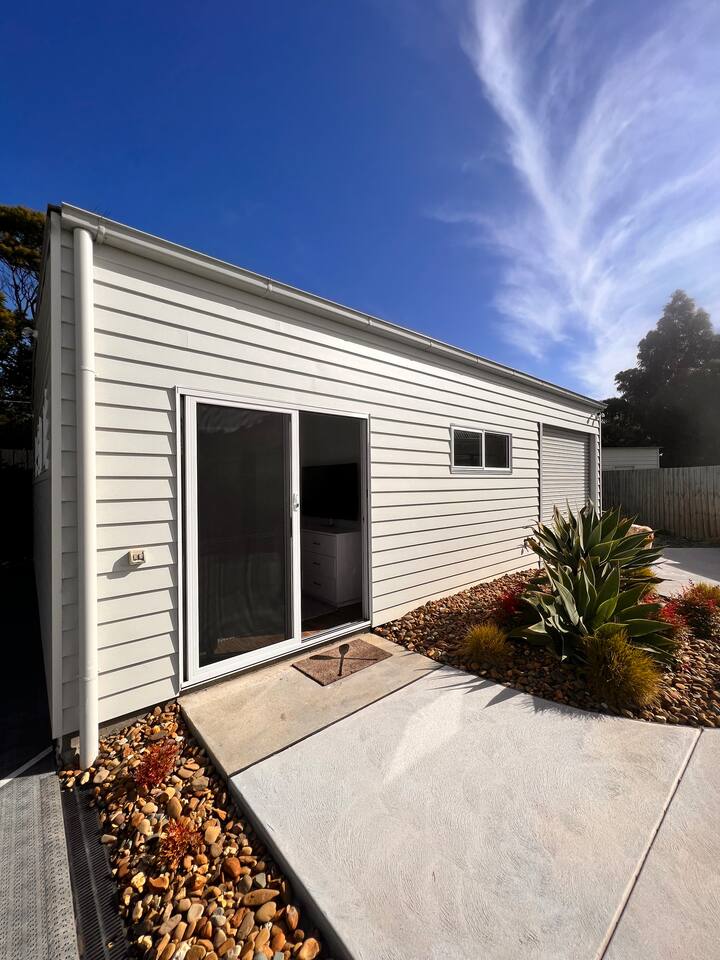 The Habitat - 2 Bedroom Guest House - Phillip Island