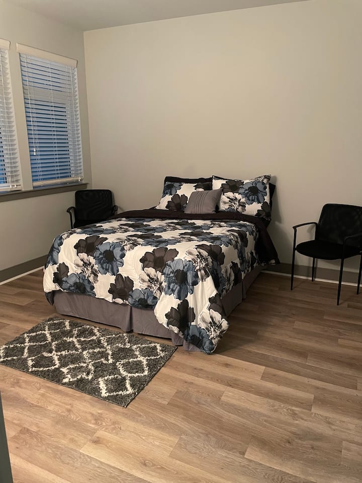 Cozy 2 Bed / Terrace / Pool / Gym /Grill /Rooftop - Yonkers, NY