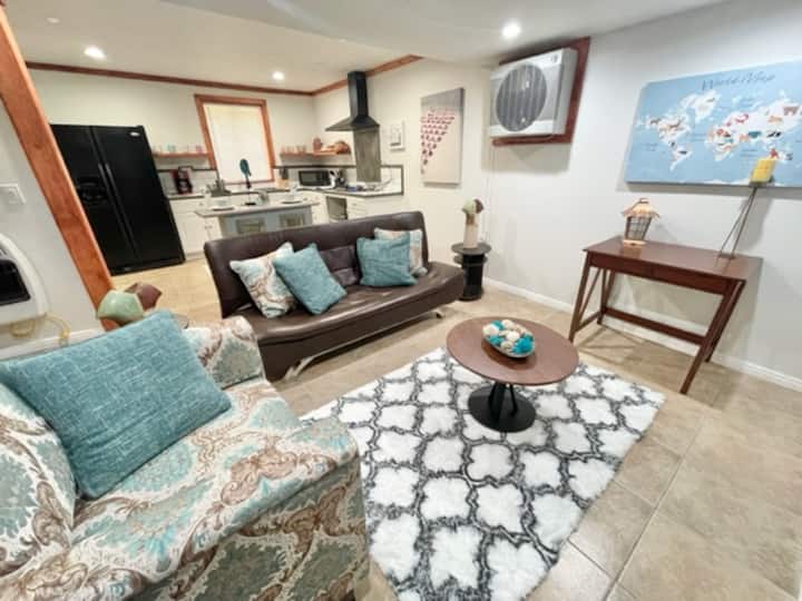 Immaculate W Lancaster Brand New 2+1 Home - Lancaster, CA