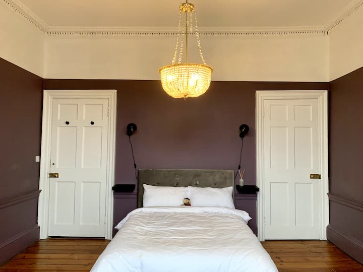 Beautiful, Bright And Spacious Room In New Town - Edinburgh