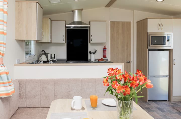 Family Friendly Static Caravan (Caprice) Near Bude - Widemouth Bay