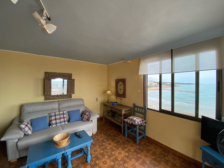 Increible Apartamento En Primera Linea Con Vistas - Torreblanca