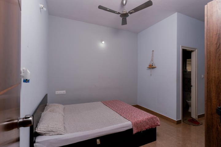 Private Bed & Bath In A Shared Flat (Storystay) - Mysore