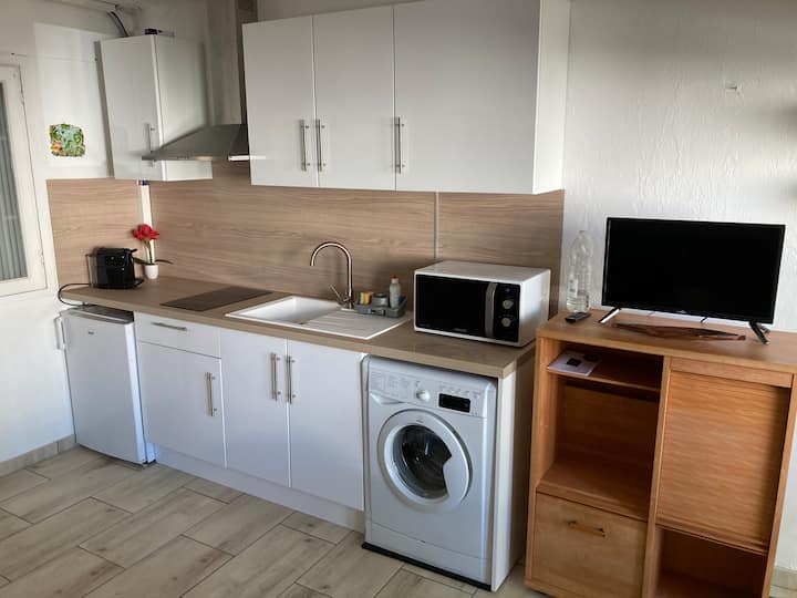 Studio Centre Ville à Proximité De La Gare - Arles