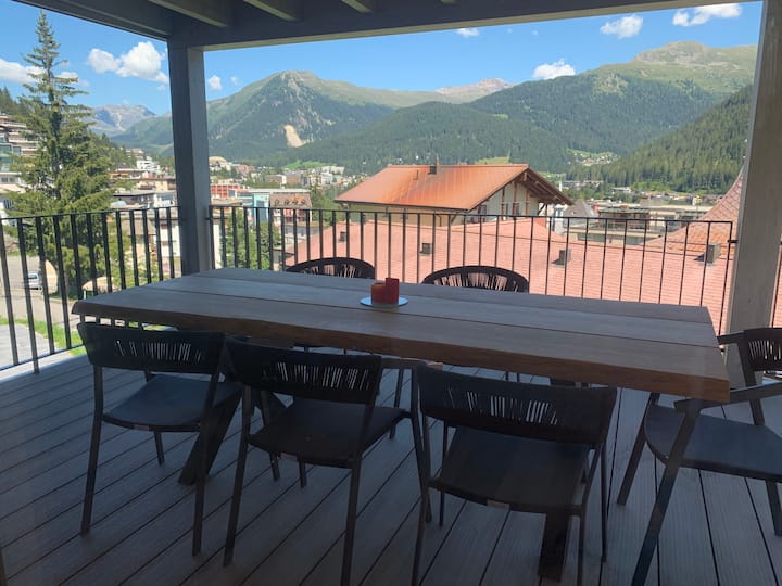 Modern 3 Bedroom Apartment With Incredible View - Davos