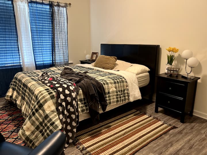 Cheerful 1-bedroom Home , Very Quiet And Familiar. - Clayton, NC