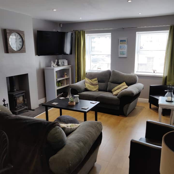 Family 4 Bedroom Home In Portrush , Causeway Coast - Portrush