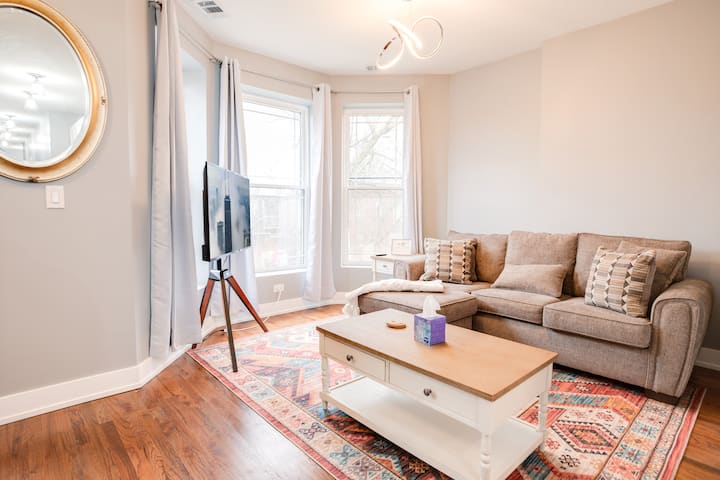 Cozy 3 Bedroom Condo Near University Of Chicago - Mount Greenwood - Chicago