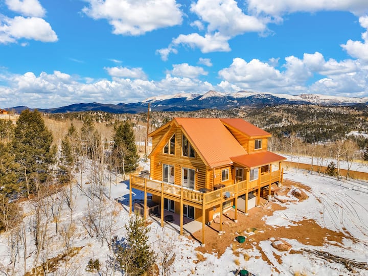 Mtn Cabin + Fireplace + Hot Tub + Views + Pets - Colorado