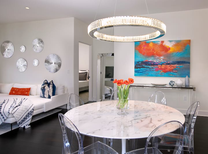 Luxury Top Floor Condo In Heart Of Downtown Sb - Santa Bárbara, CA