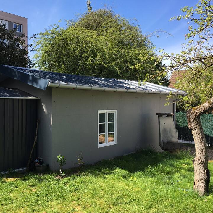 Maison-studio Indépendante, Avec Jardin Et Parking - Champs-sur-Marne