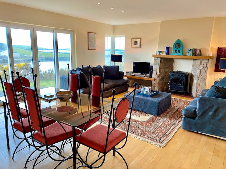 Holly Hill Seaside Escape - Westport, Ireland