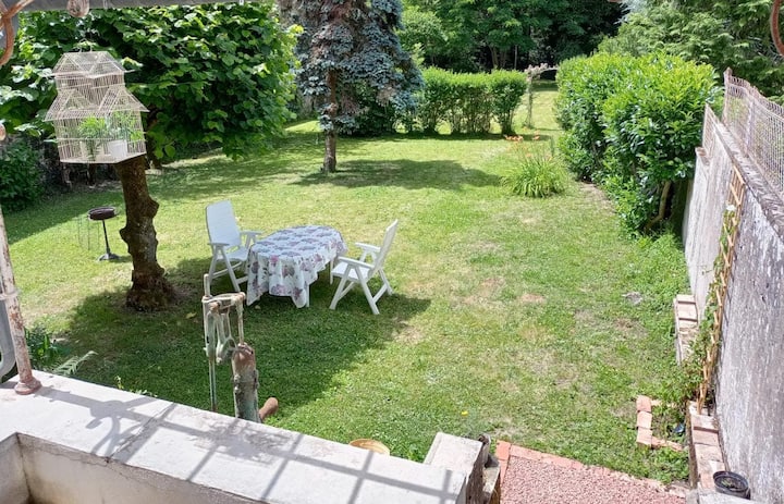 Charmante Maison De Ville En Bord De Vienne - Confolens