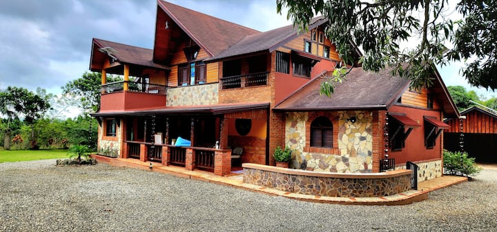 Miramelinda, Casa Vacacional En Jarabacoa. - Jarabacoa