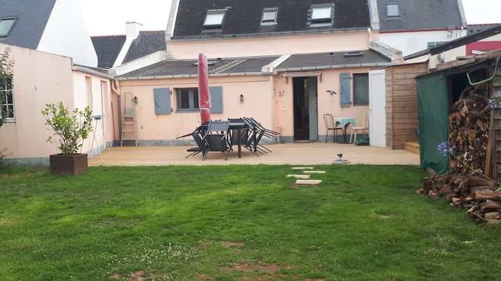 Maison Et Jardin Dans Un Village, Proximité Mer - Sauzon