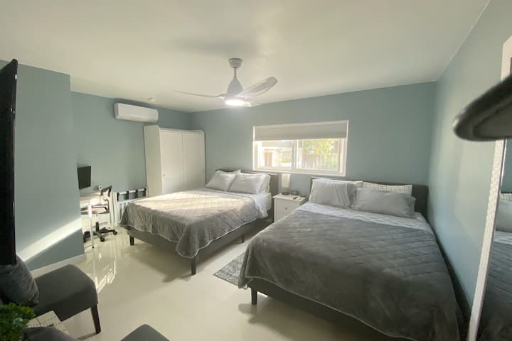 Beach Nearby - Walk To Lake - Ev Level 2 Charging - Largo, FL