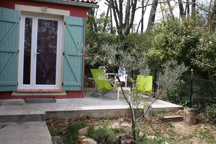 Studio Calme Et Confortable - Draguignan