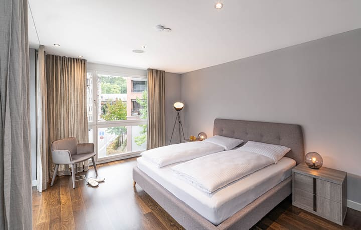Zurich High End Family Residence With Ac & Parking - Zurich