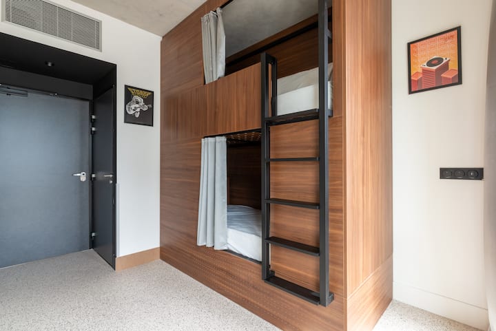 Jost Gang - Dortoir Privé De 4 Pers - Bordeaux
