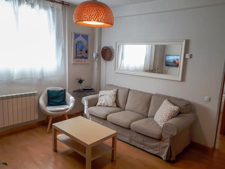 Ground Floor Flat In Puerta Del ÁNgel - Madrid